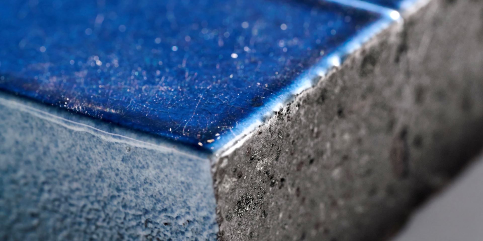 Deep color glazed lava stone - Lavastone surfaces