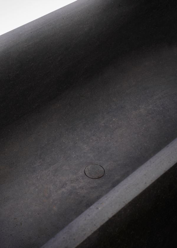 Prima Collection | Lava Stone Washbasins & Bathtubs by Ranieri